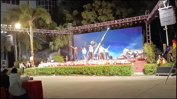 学生表演运动操