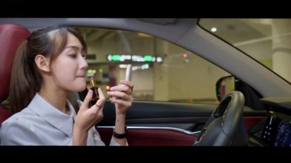 长安汽车:完美演绎自动泊车功能,让你与生活更近一步