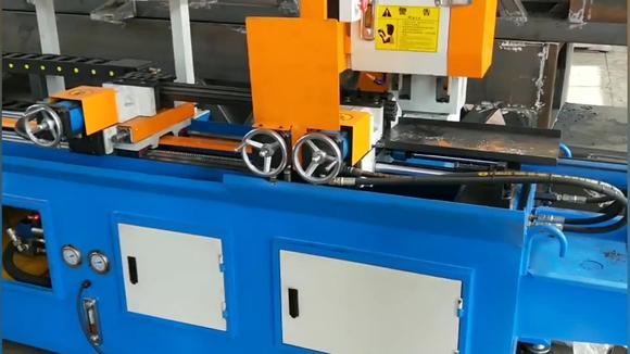 小圆管多根切管全自动切管机视频 左右夹紧自动切管