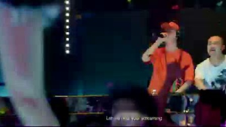 我在最帅包贝尔,一个手势,酒吧DJ:今晚全场的消费由赵公子买单截取了...