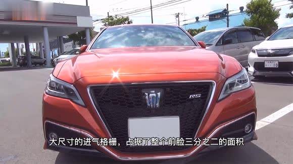2021款丰田皇冠终于回归!比奔驰E级还漂亮,22万要啥天籁帕萨特