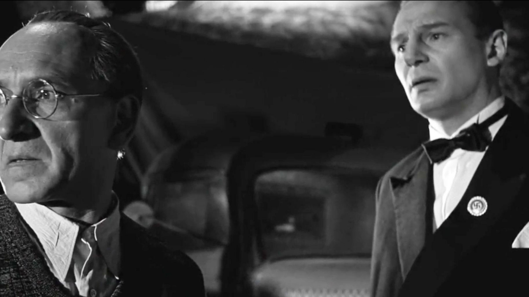 所有被辛德勒名单所解救的犹太人,都应该感谢这精明而冷静的会计