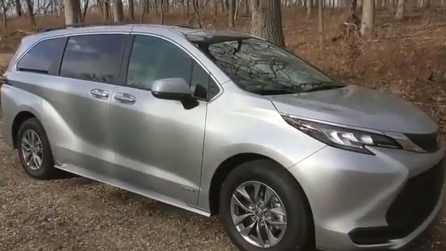 2021款丰田塞纳实拍