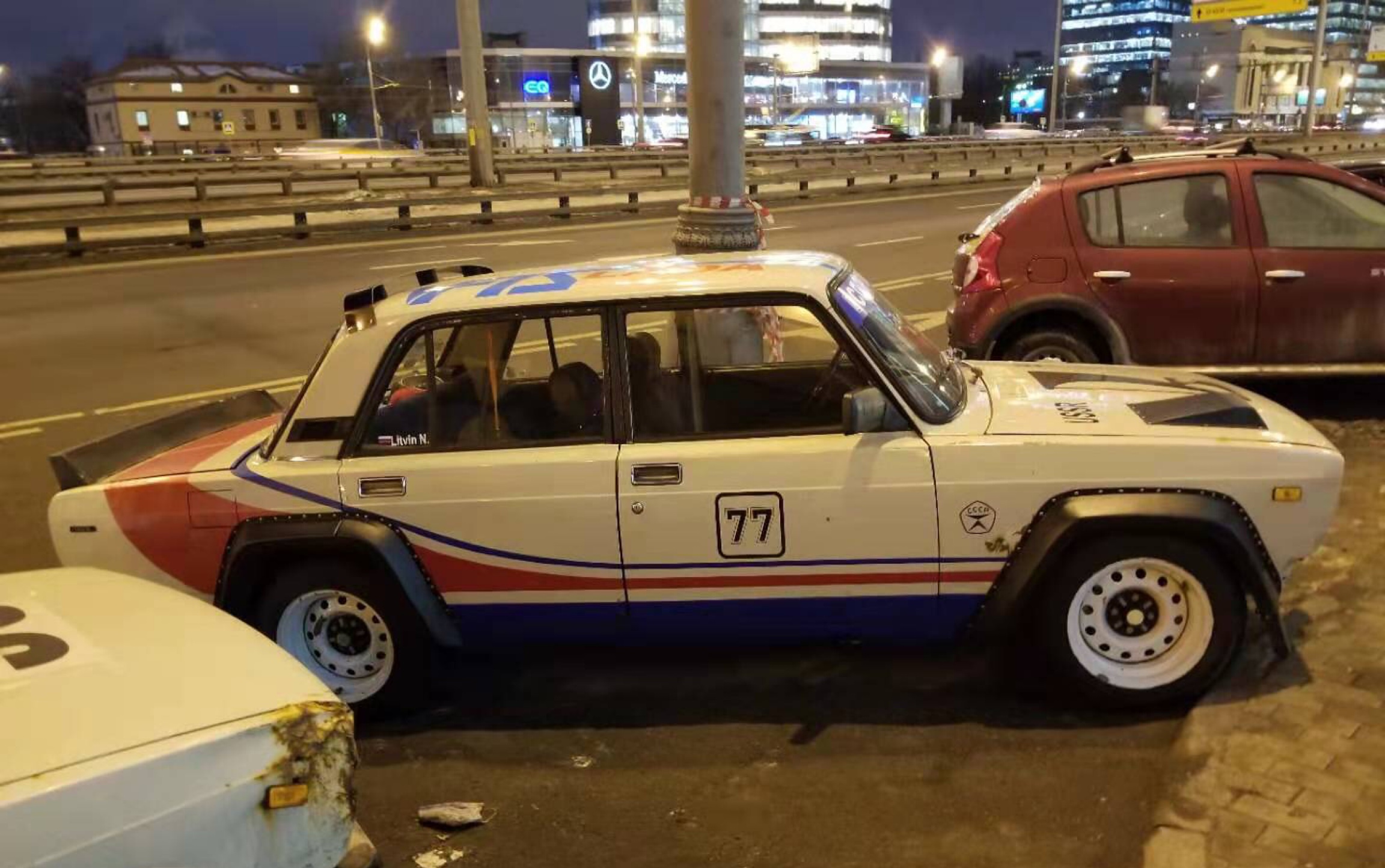 计算器演奏喀秋莎。