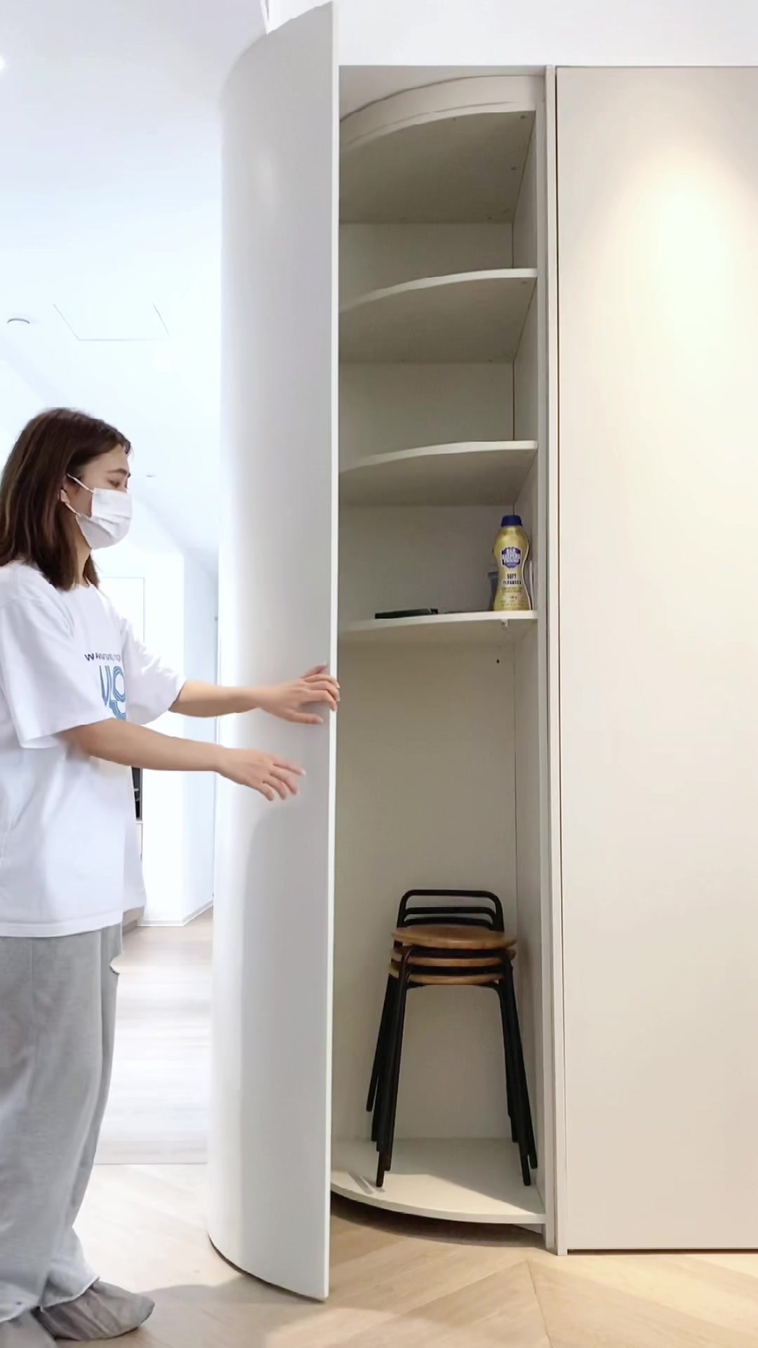 圆弧柜的细节来啦 #装修 #设计案例分享 #圆弧衣柜