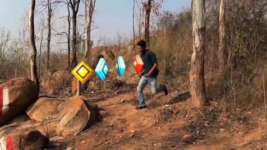 真人版"神庙逃亡",小伙机灵躲过一劫,谁知意外发生了