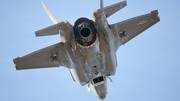 美军F-35B最新宣传片 舰上起降镜头精选