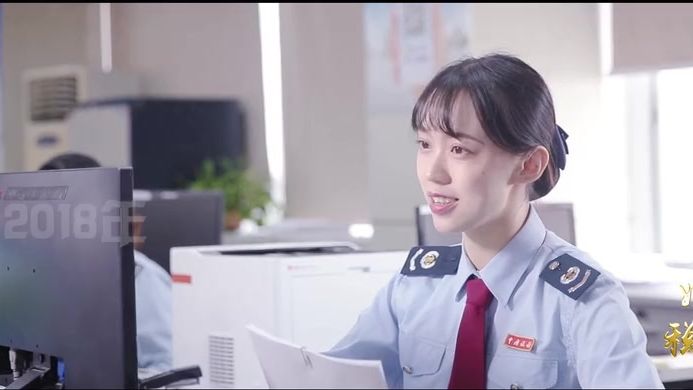 一部唯美短片,打开40年税收记忆