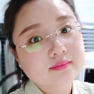 文艺新能源汽车用品 
