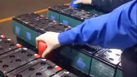 蓄电池生产厂,正负极的确认,原来是人工说的算!