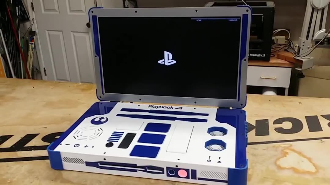 逆天DIY:R2-D2+PS4+笔记本电脑大合体