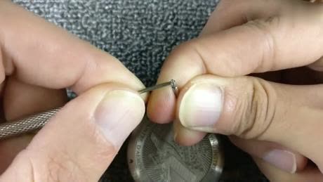 手表皮带安装教程