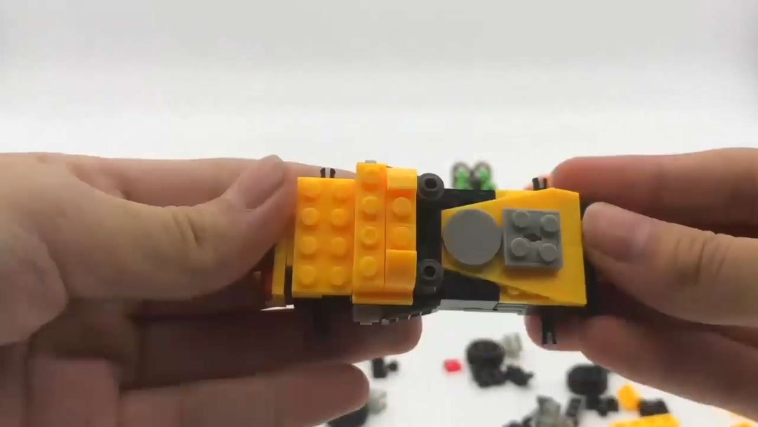 萌宝玩具秀:模型乐高卡车拼装