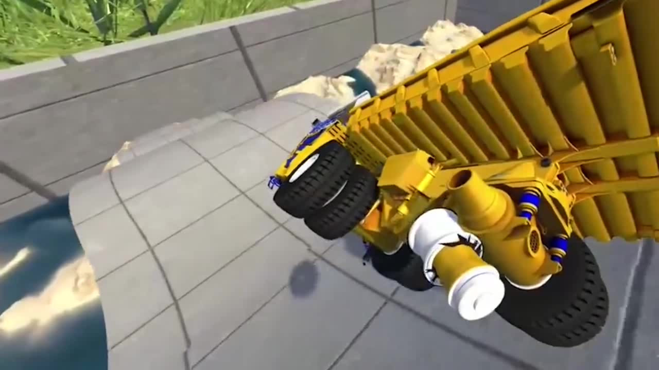 车祸模拟,大货车和重型汽车相撞事故,车毁坏的厉害