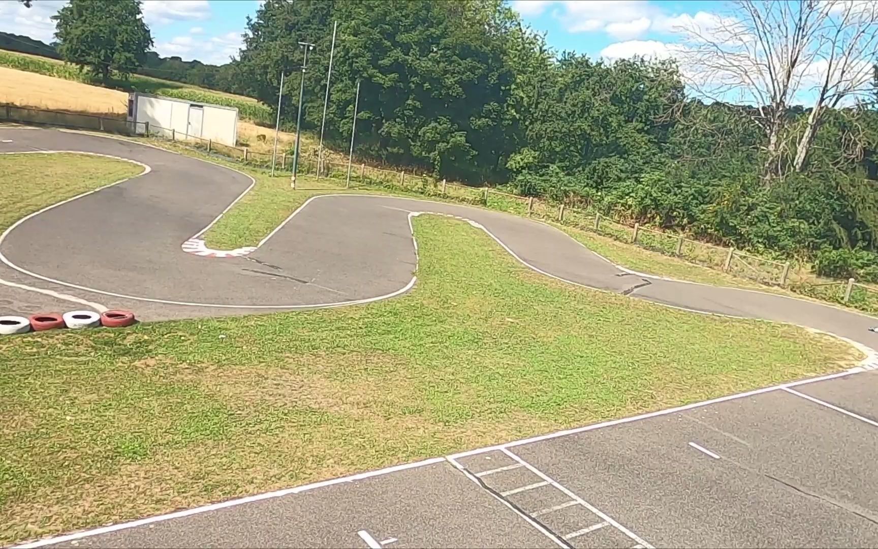 HPI RS4 FALKEN 2s et TEAM ASSO TC6 1 2s