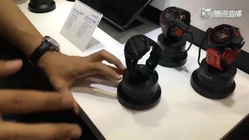佳明最新735XT智能手表体验 能知道你哪只脚落地快