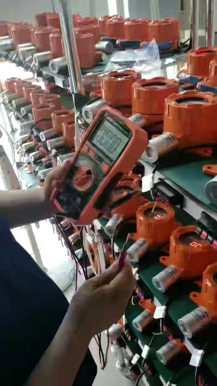 工业可燃气体探测器测试老化