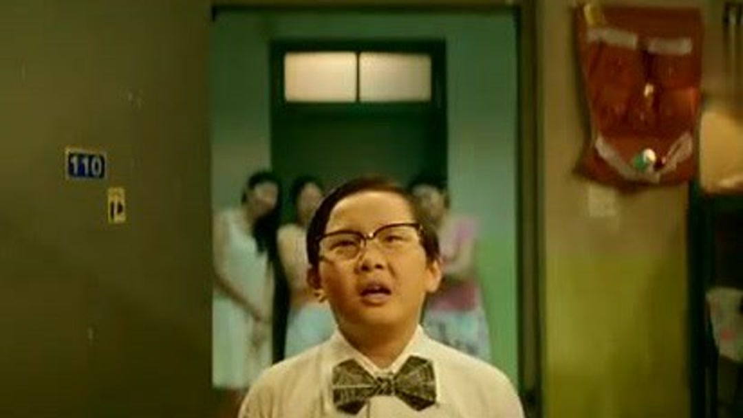 小学生进女生宿舍送情书, 竟然遭到众多美女追捧!