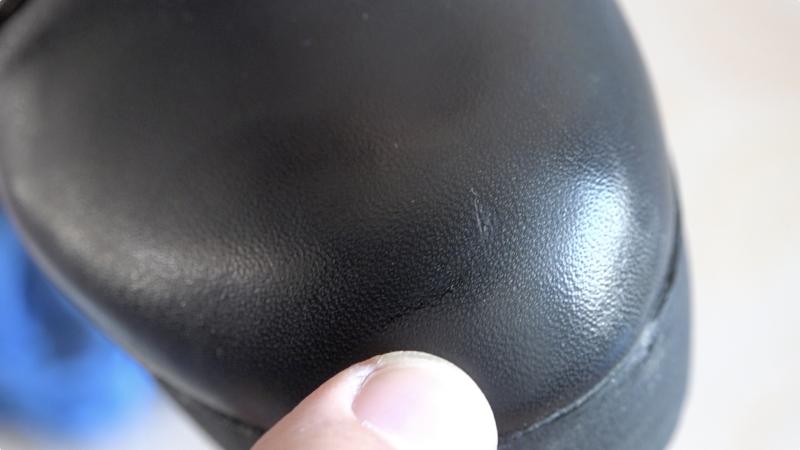 皮鞋划破皮了别烦恼,涂上厨房的这个废弃物,轻松巧修复