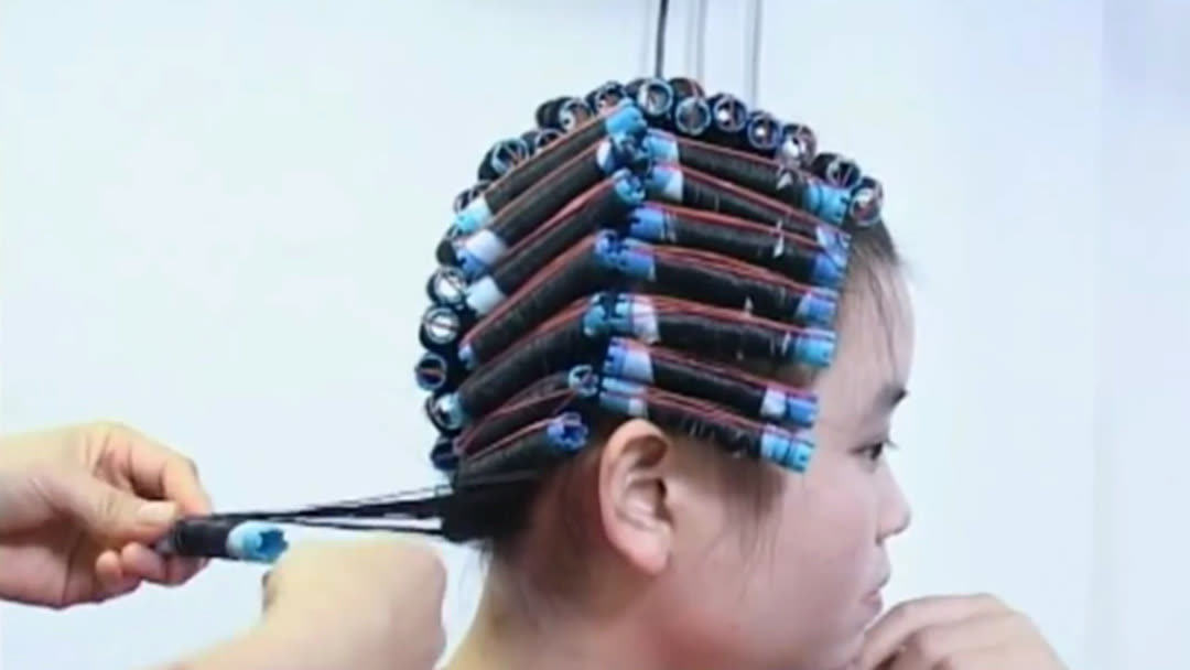 还记得刚学美发时,老师要求会的标准杠吗,怀念一下