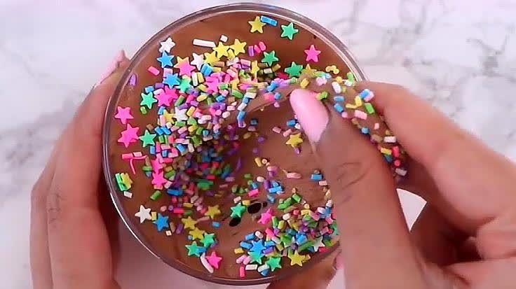 最奇葩的做泥方法,无硼砂无胶水护理液做巧克力泥,材料家家都有