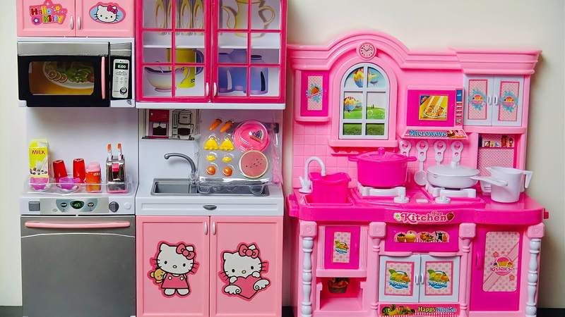 儿童娃娃趣味过家家:一起来认识一下凯蒂猫的厨具吧!