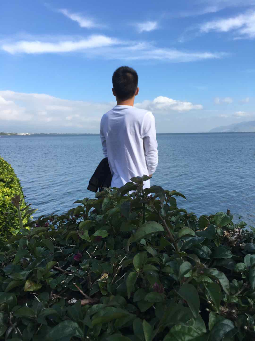 泸州梁建 