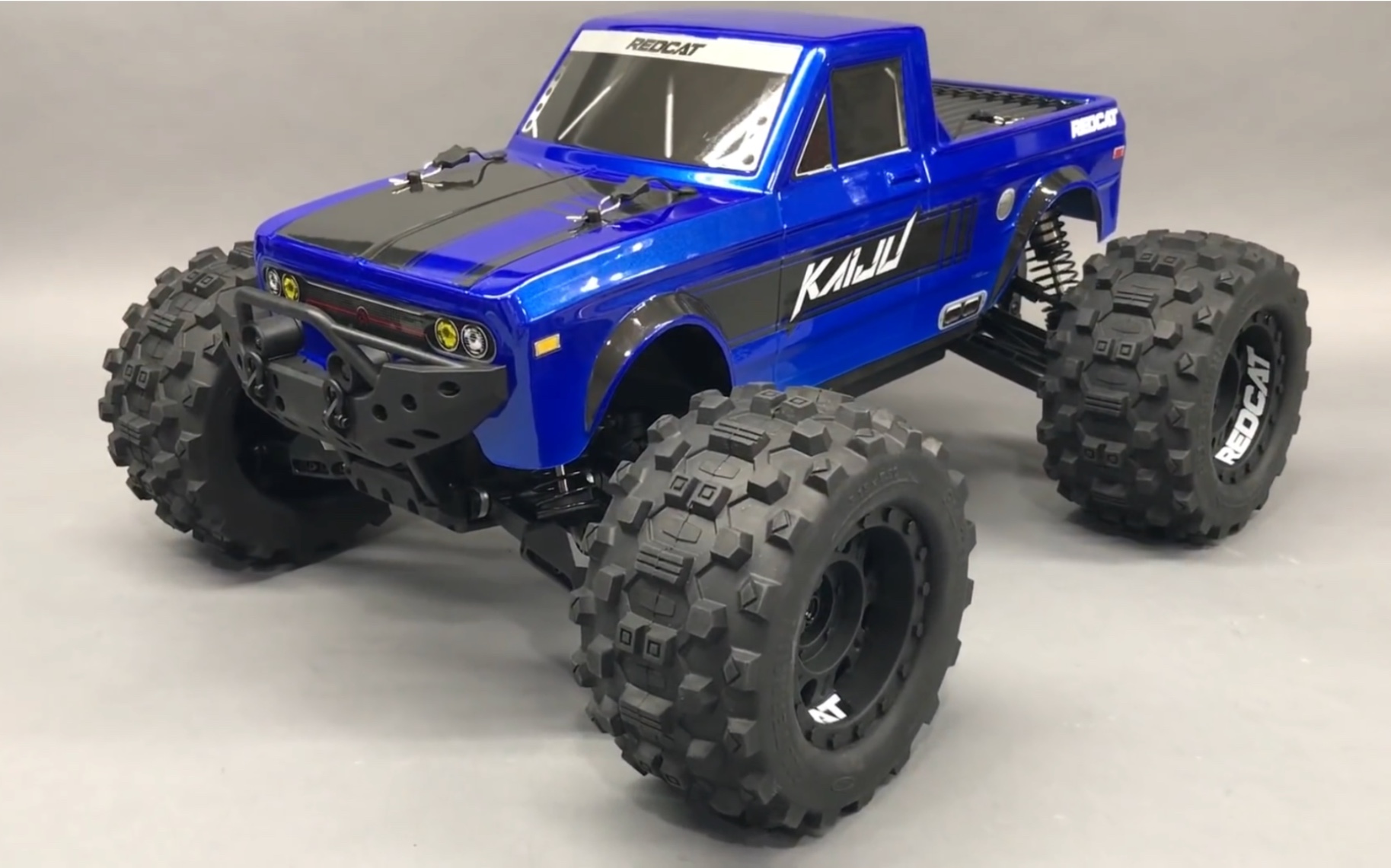 ...新款1/8 大脚车 怪兽卡车 rc 遥控模型 车 开箱 空翻 飞坡 jumps 越野秀