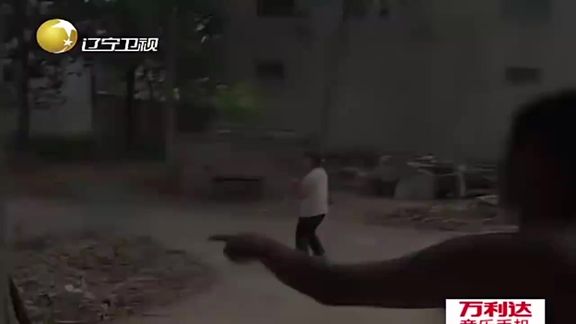 男子遭遇灵异事件,家中无故频发“怪火”,家中最一天着了11次_