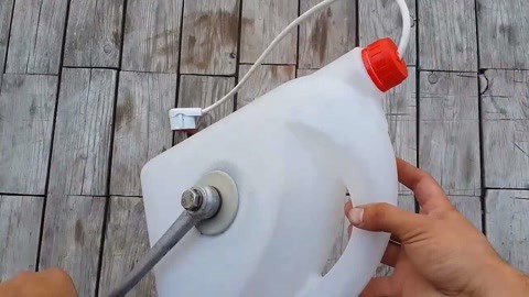 洗衣液空瓶子别扔掉,自制卷线器,解决了千万家庭的烦恼!