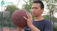 原地双手投篮便于发力,多用于女生操作