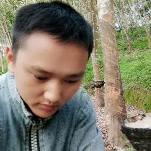 农人杨连阿顺 