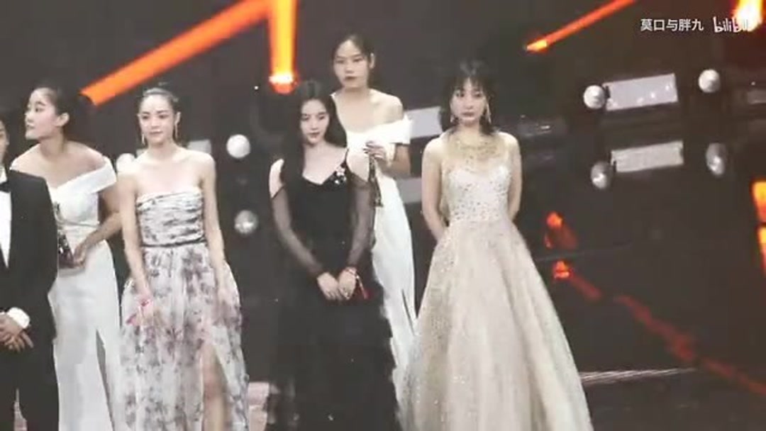 【鞠婧祎】微博之夜领奖台上台下FOCUS