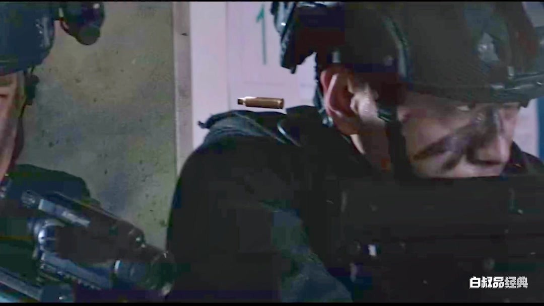 动作片《红海行动》混剪:不是岁月静好,而是有人在替你负重前行