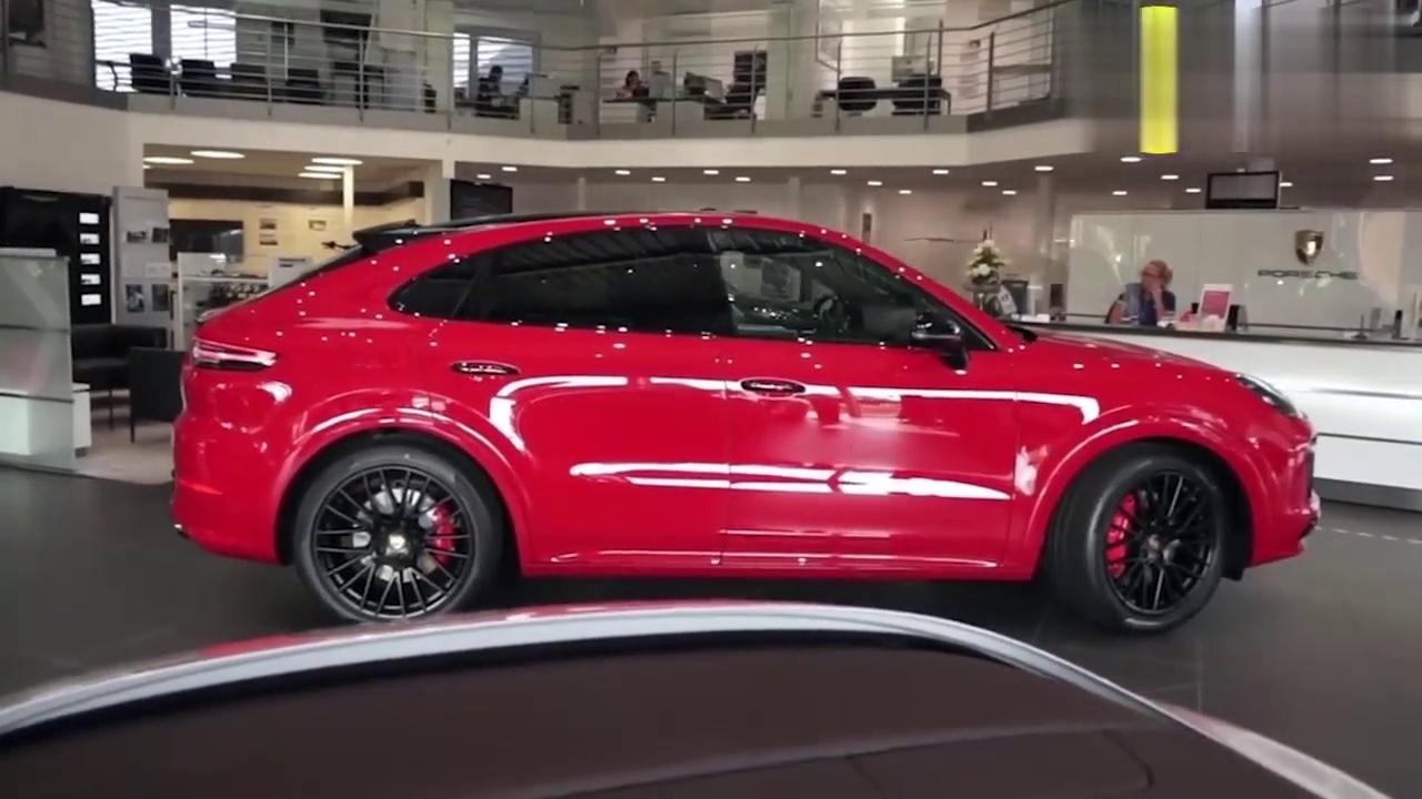 2020款保时捷卡宴Coupe版到店,百万级SUV,升起尾翼霸气开始