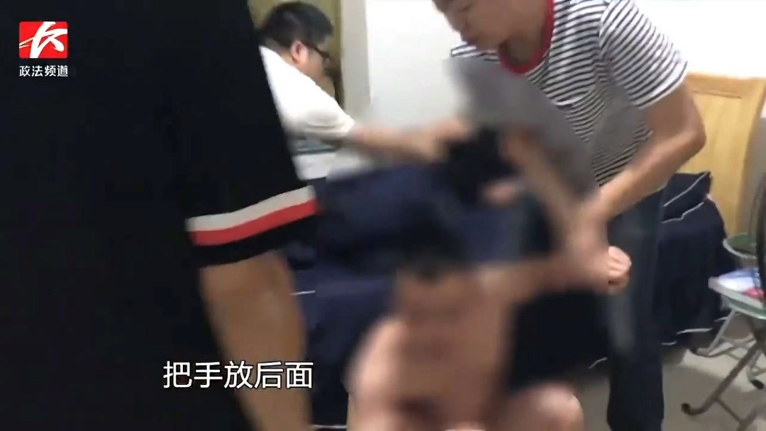 诈骗平台全链条打击!特大电信诈骗案开庭,48名被告人同庭受审