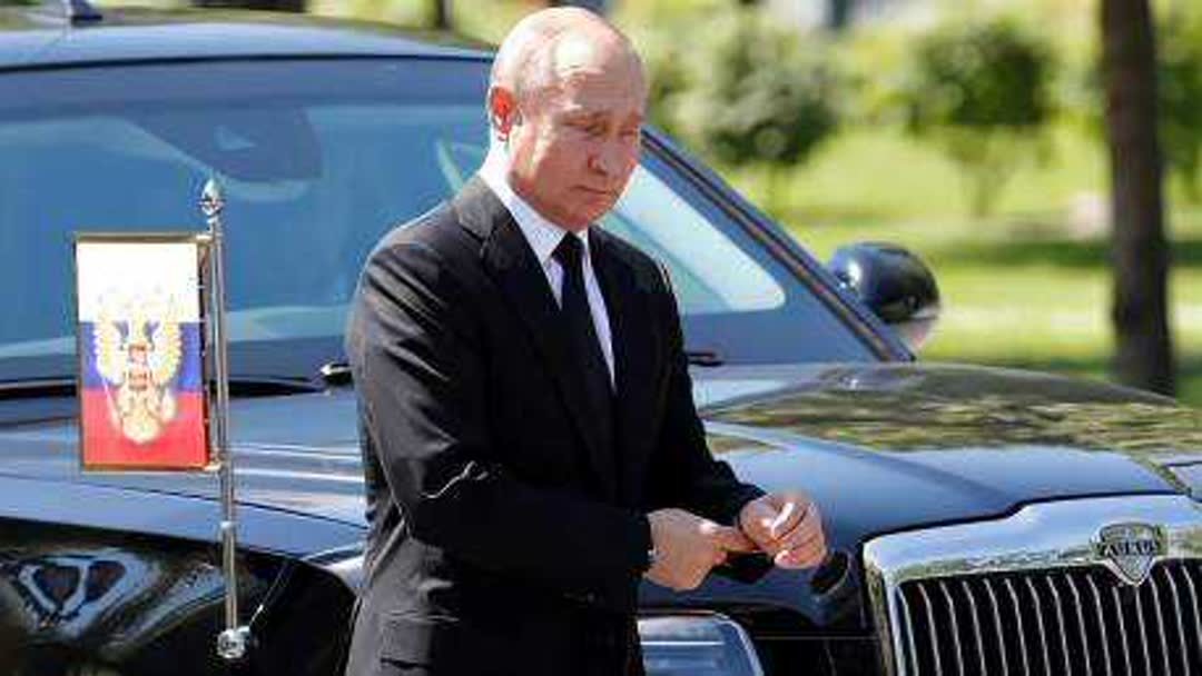 俄罗斯总统普京座驾是什么?比劳斯莱斯霸气10倍,造价就是7.5亿