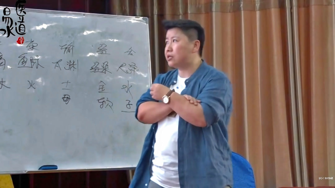 刘红云:董氏针灸“点刺放血”治疗胸闷 心脏病,气喘。