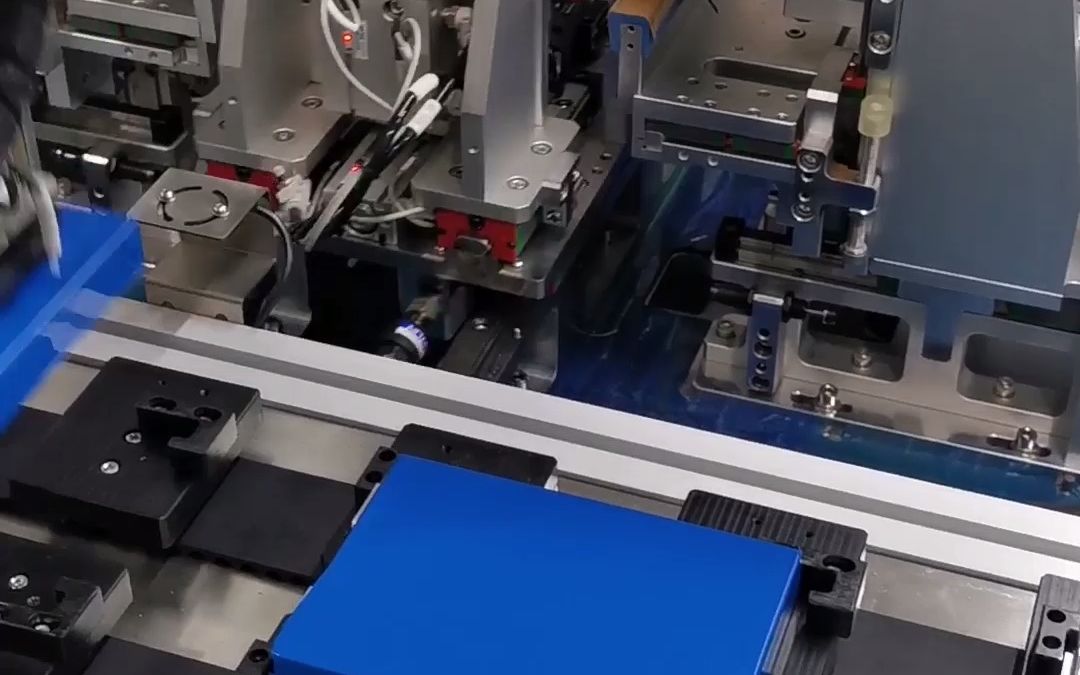 《锂电池》电芯(自动化又快又好,感觉要失业了有木有)