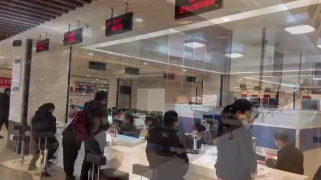 记者现场直击#上班第一天# 今天是春节假期后上班第一天