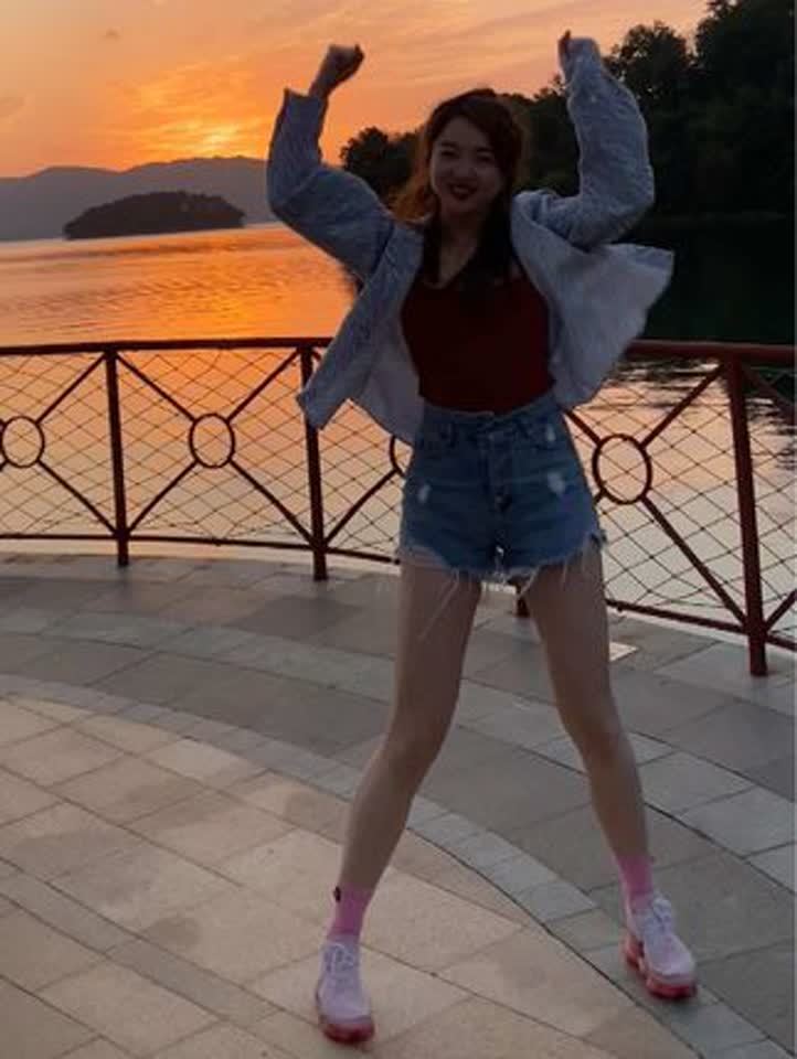 千岛湖小城夏天的尾巴#小城夏天舞蹈 #千岛湖 #和亚米一起舞行