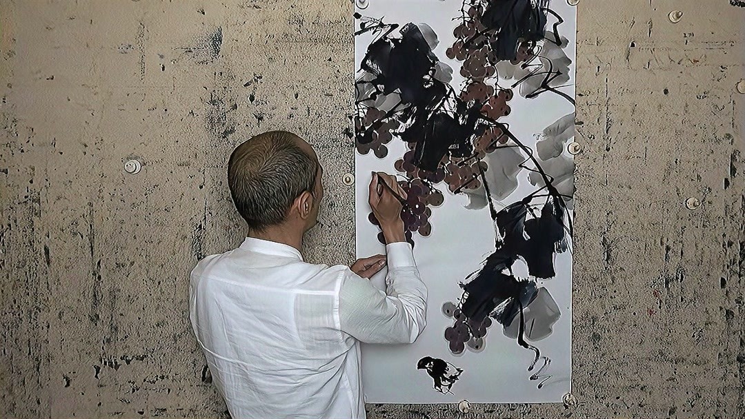零基础,轻轻松松学国画(三十六)——写意葡萄的画法之八