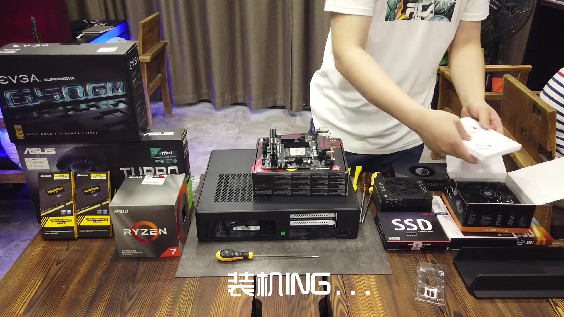 AMD YES!跑分性能无限接近9900K的3700X+微星B450I+华硕RTX...