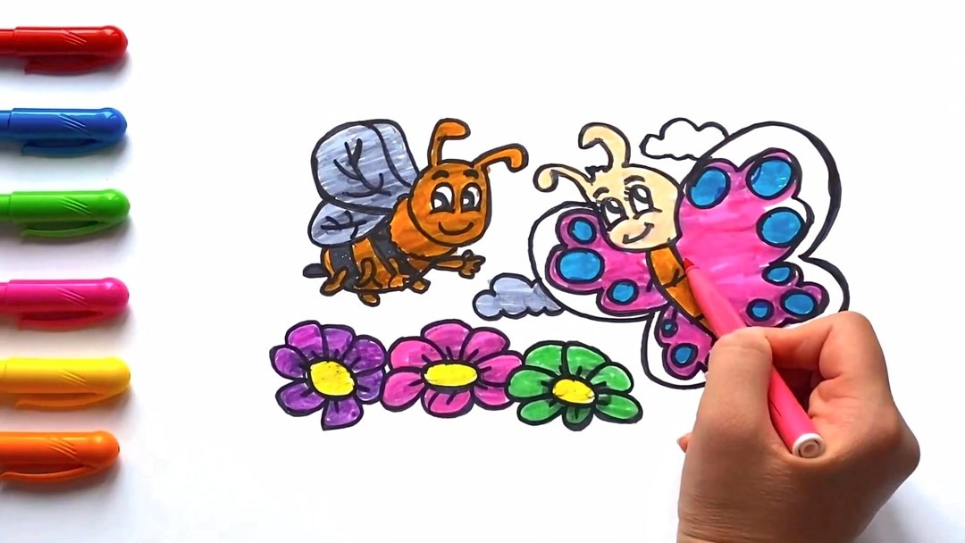 简笔画:蝴蝶蜜蜂的简笔画!你觉得好看吗?快来跟我一起画吧!