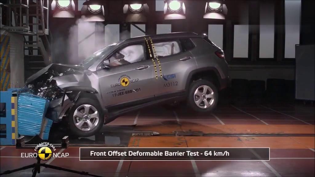 JEEP指南者汽车碰撞测试