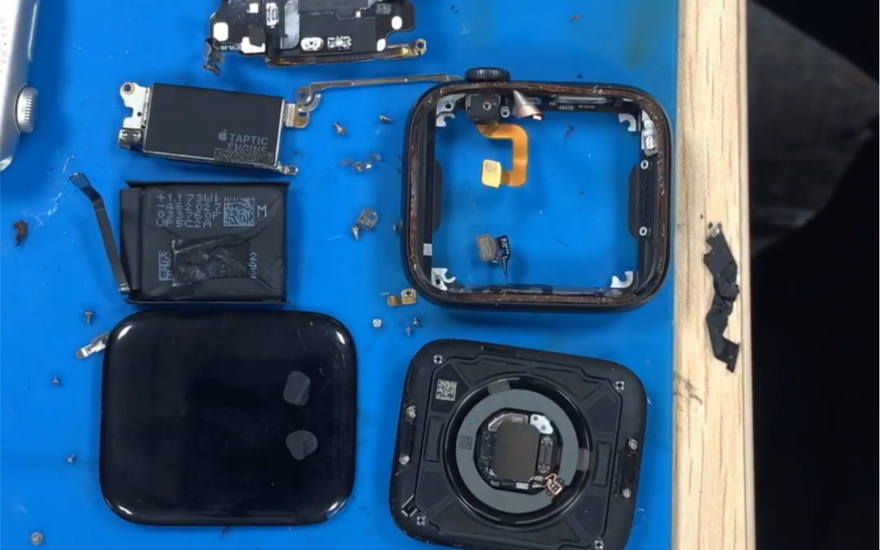 苹果手表忘记id激活锁只能更换主板