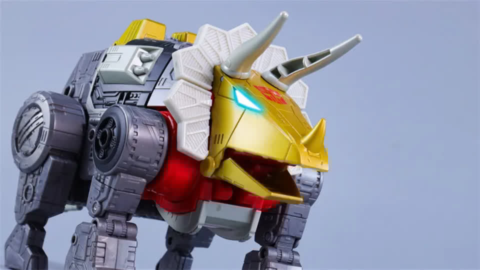 【定格动画】机器恐龙!变形金刚SS86领袖级铁渣变形过程