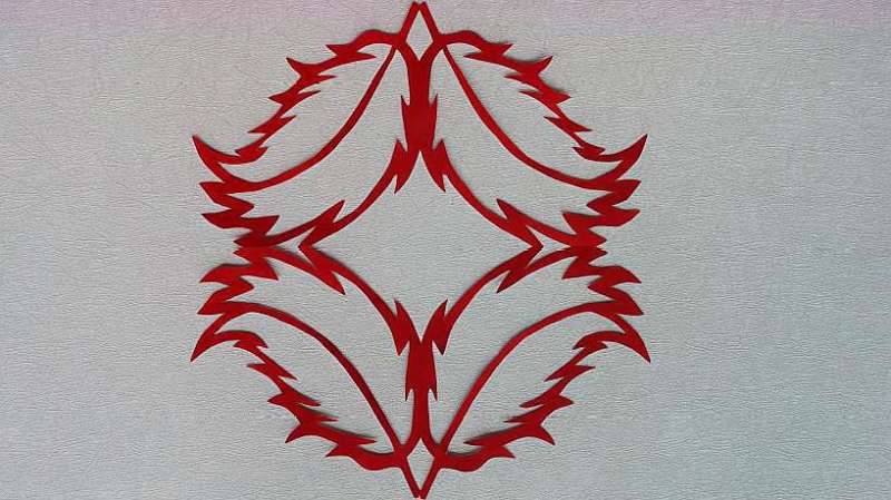 四叶图剪纸,以树叶为题材,巧妙的设计,让树叶更为灵动!