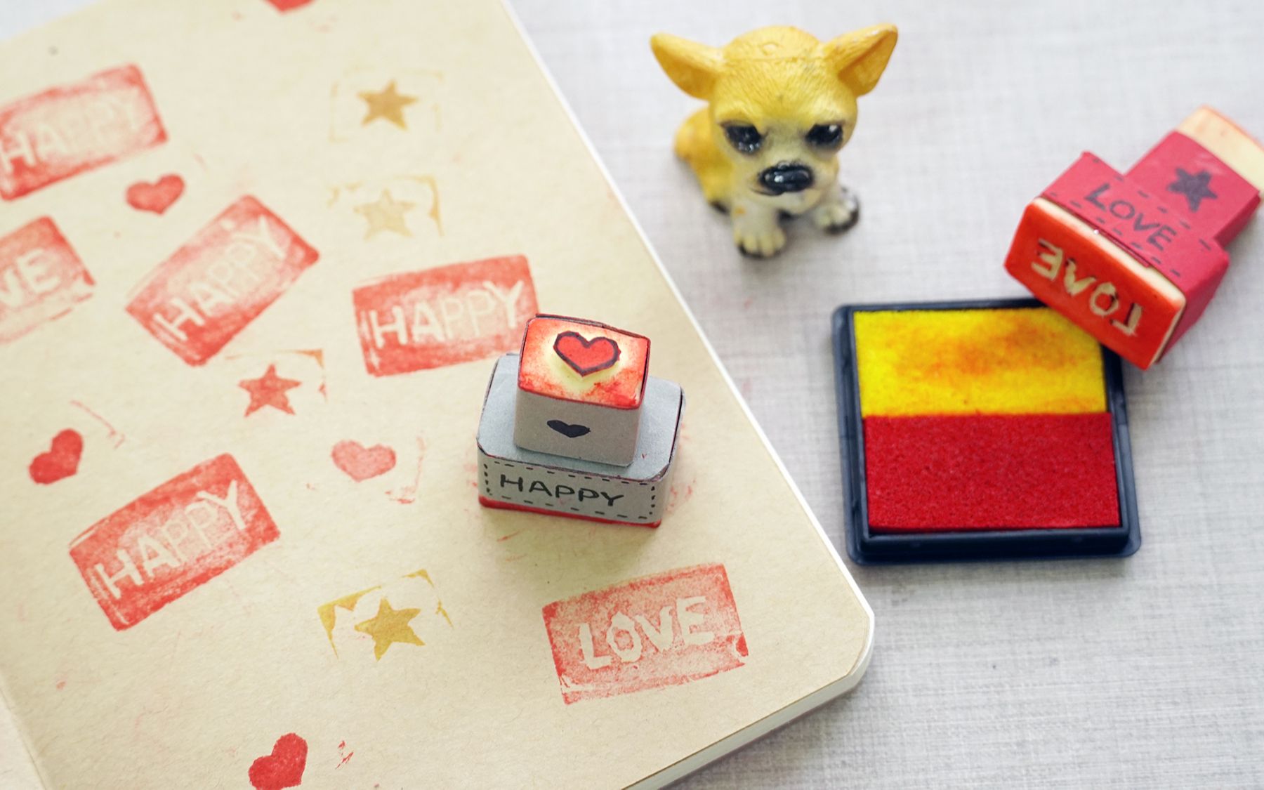 来DIY简单的双头橡皮印章,可以印出两种图案哦,几个步骤完成!