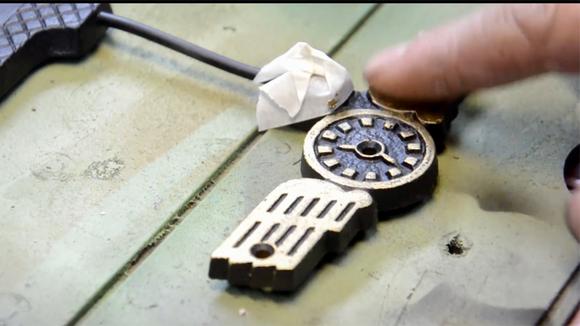 翻新个钟表给大家助助兴